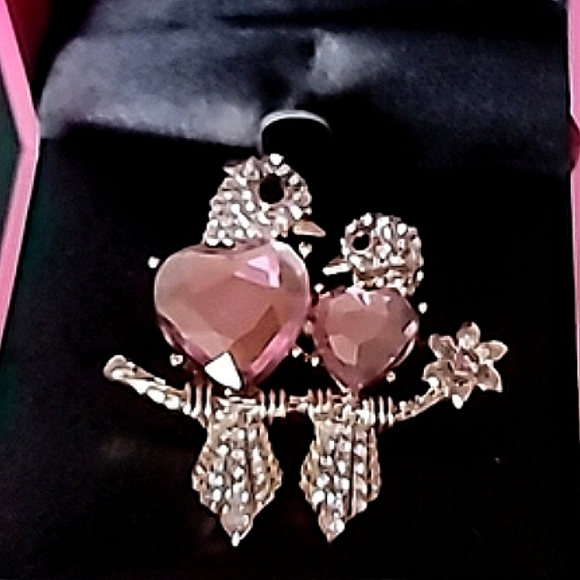 Betsey Johnson | Jewelry | New Vintage Betsey Johnson Love Birds ...